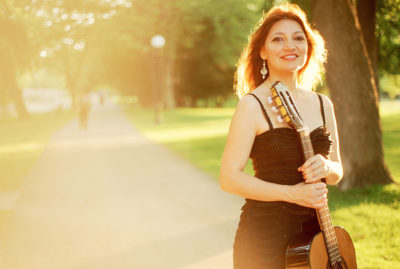 Irene Gomez | Classical Guitar Player